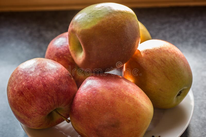 Red cheeked apples stock image. Image of neuseeland - 187438333