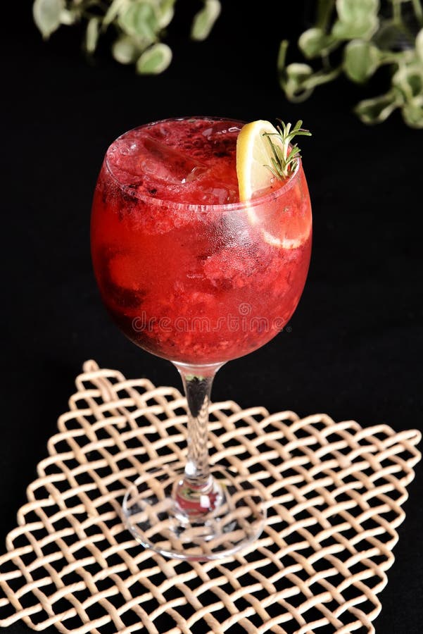 Red and Citrus Fruit Drink Refreshing Drink Natural Fruit Juice Image ...