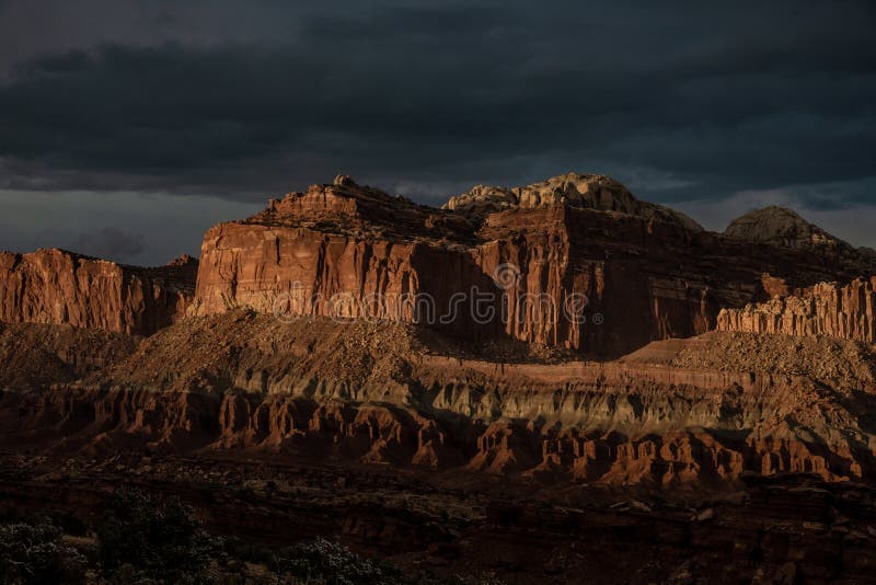 Red Cliffs Drop into Hoodoos in Capitol Reef Stock Image - Image of ...