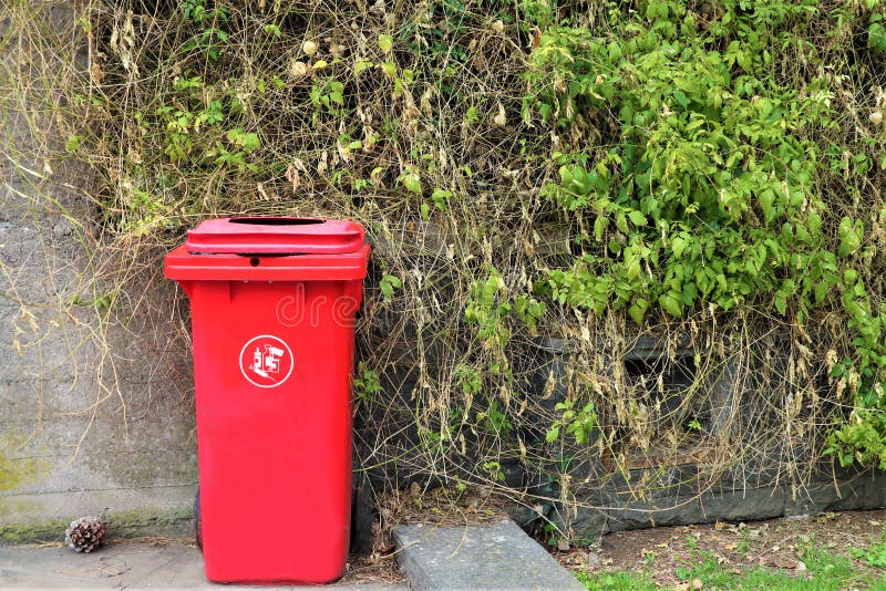 Red bin for medical waste stock image. Image of garbage - 145491999
