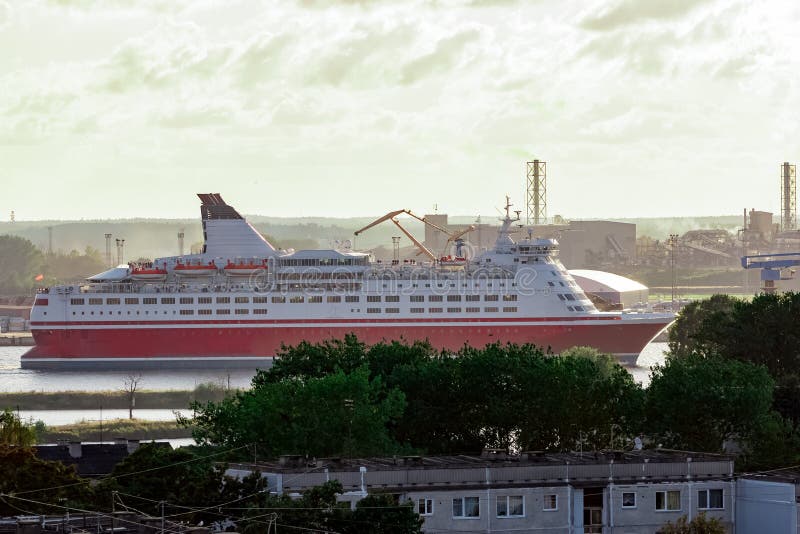 Big red passenger ferry stock image. Image of water, summer - 35609973