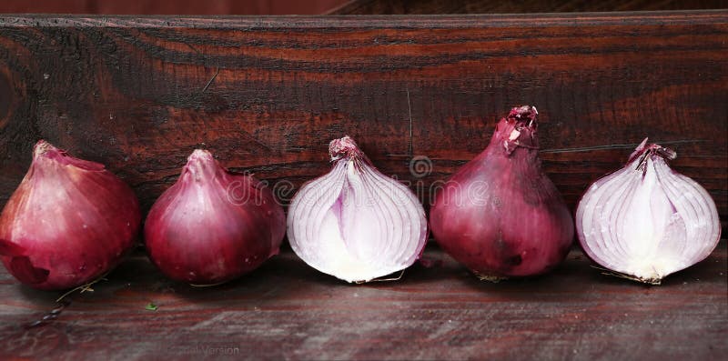 Red Cut Half Onion Close Up Photo Stock Image - Image of green ... Red Cut Half Onion Close Up Photo Stock Image - Image of green ...