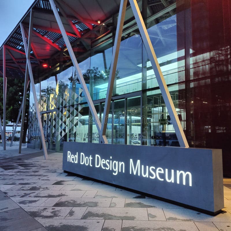 Red Dot Design Museum at Marina Bay Editorial Photo - Image of marina ...
