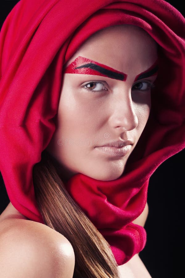 Red Eyebrows On The Person Of The Young And Beauti Picture. Image: 15650440