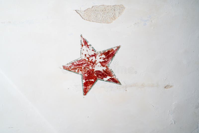 Red Five-pointed Star on the Old Wall Stock Image - Image of decoration ...
