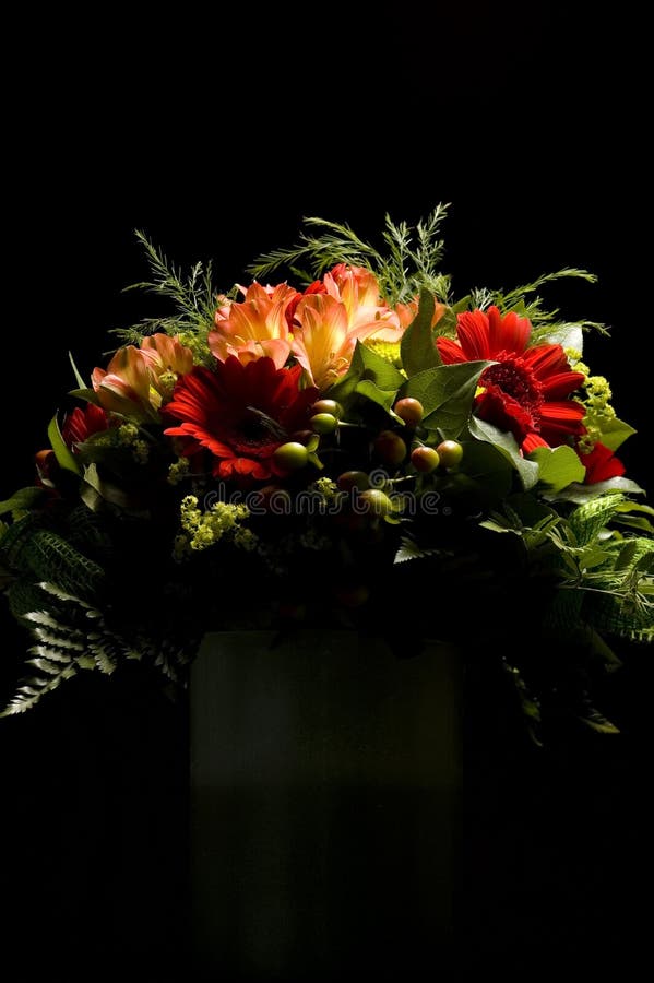 Red Flowers Bouquet Picture. Image: 5439900