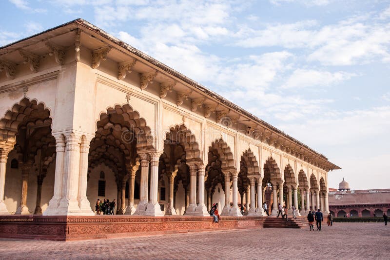 Red fort in Agra editorial photography. Image of poor - 71235527