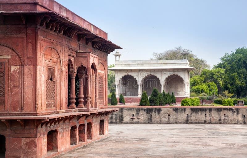 Red fort in India stock image. Image of pavilion, baidon - 49485781