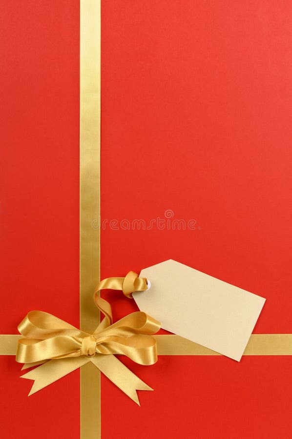 Gift Tag or Label, Red Background, Gold Ribbon Bow, Copy Space ...