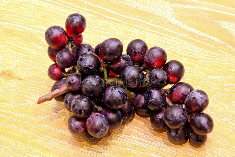 Red grapes stock image. Image of fresh, healthy, organic - 17512111