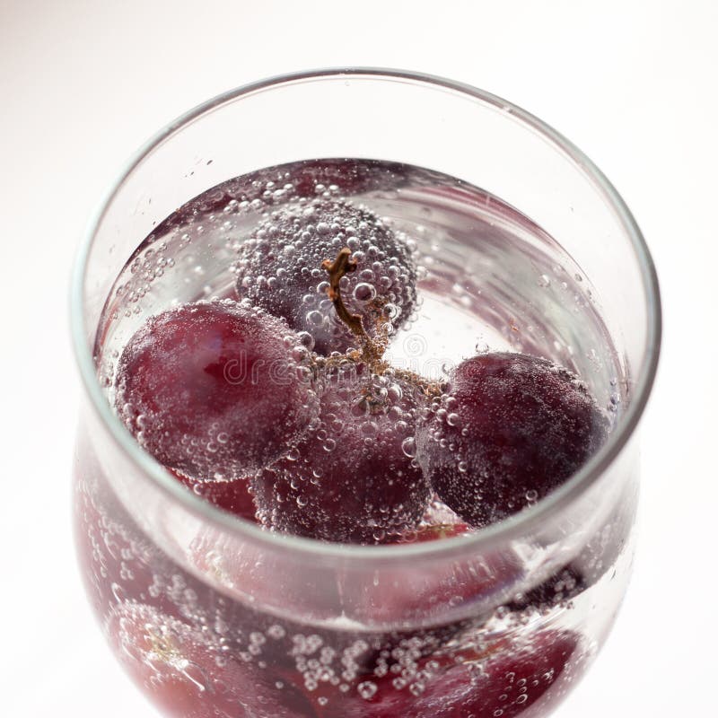 Red Grapes with Bubbles in a Glass of Soda Stock Image - Image of fresh ...