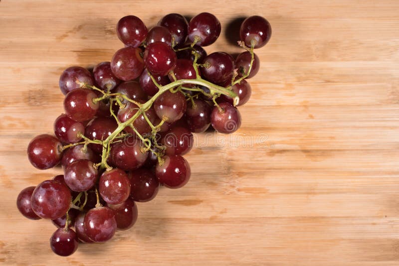 Red Grapes with Stalks Isolated on White Background Stock Photo - Image ...