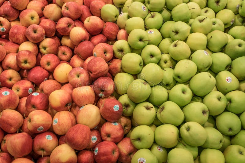 Red and green apples editorial photography. Image of fruit - 89579567
