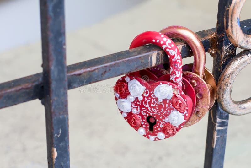 Red Heart Lock Romance Love Stock Image - Image of outdoors, design ...