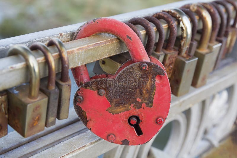 Red Heart-shaped Lock are Hanging on the Bridge Stock Image - Image of ...