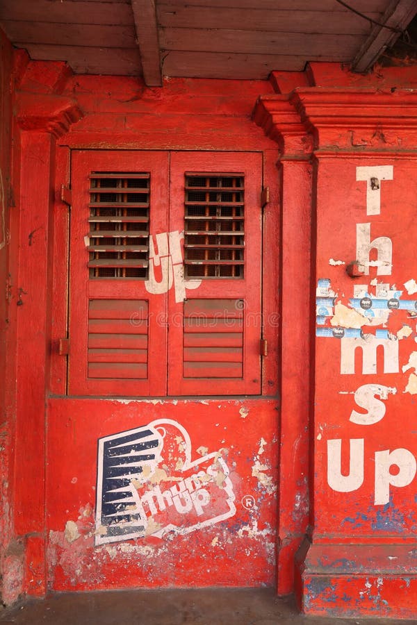 Red Indian House in Kolkata Editorial Stock Image - Image of building ...