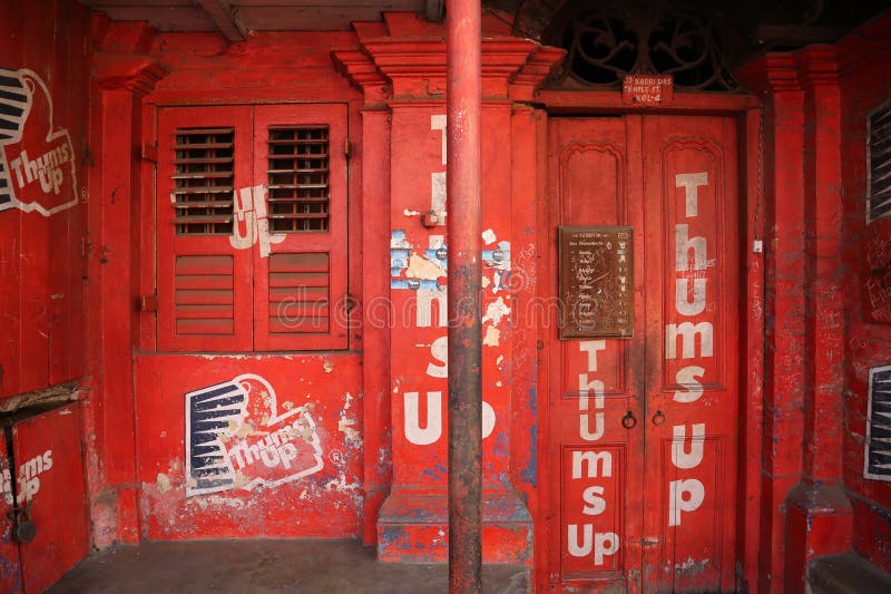 Red Indian House in Kolkata Editorial Image - Image of architecture ...