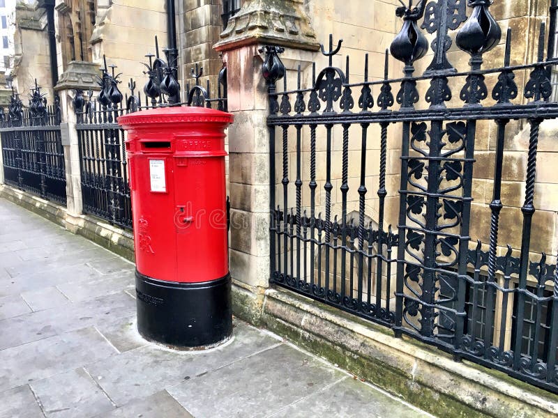 Old fashioned Mailbox editorial image. Image of icon - 143453390