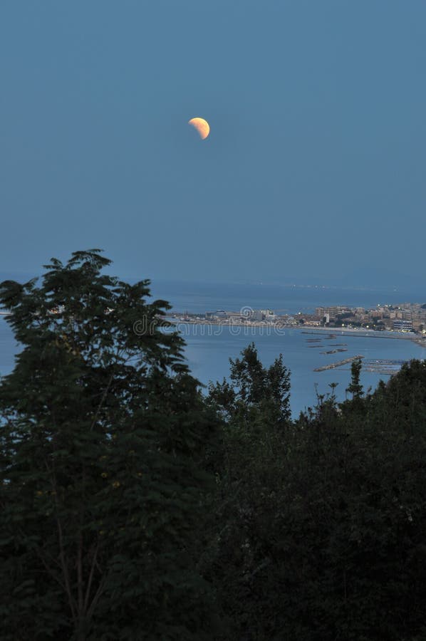 Red Moon, Eclipse of the Moon Stock Photo - Image of round, isolated ...