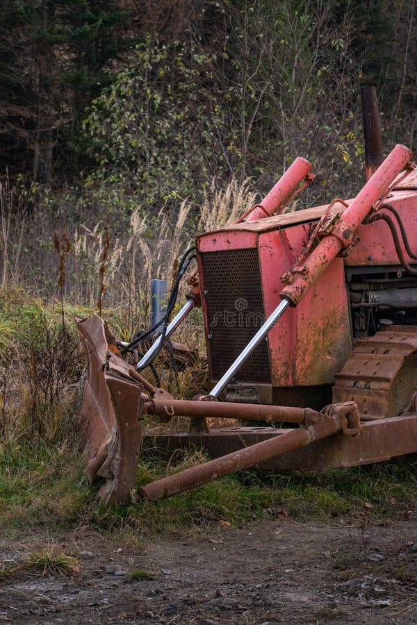 Red old tractor in field stock image. Image of wheel - 269516369