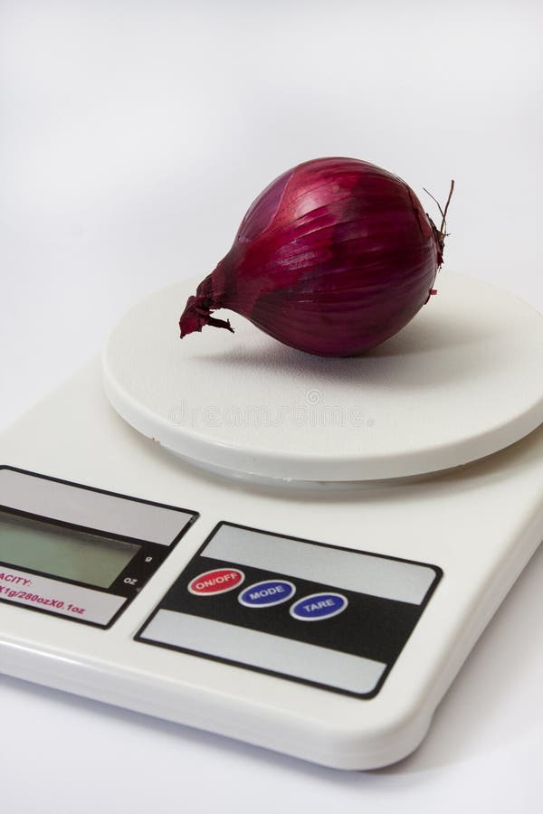 Red Onion on a Digital White Kitchen Scale Stock Image - Image of ...
