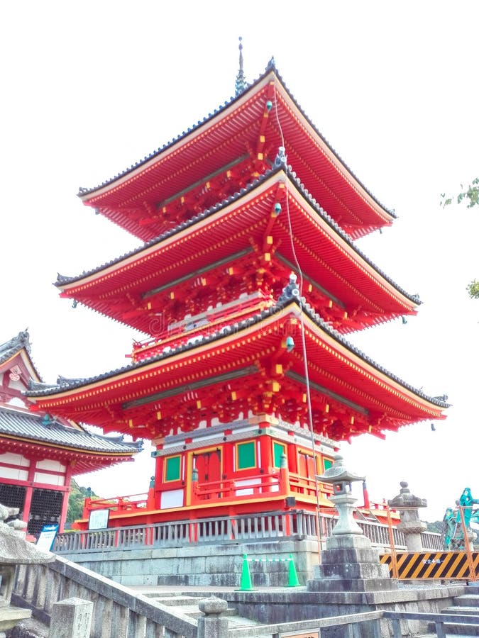 Red pagoda in Kyoto stock photo. Image of kiyomizudera - 95978212