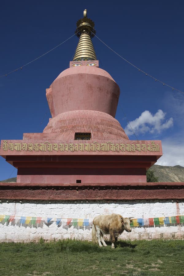 Red pagoda stock image. Image of chinese, colorful, gold - 44863711