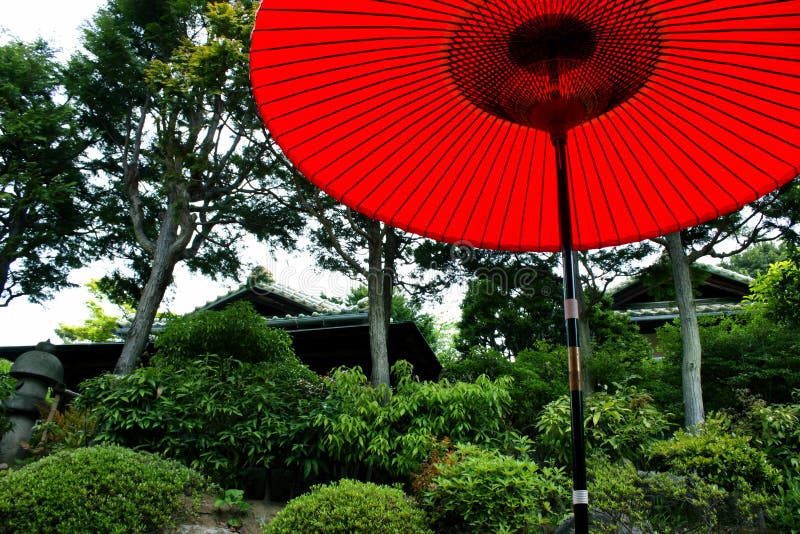 Red Parasol in Japanese Garden Stock Image - Image of decoration, japan ...