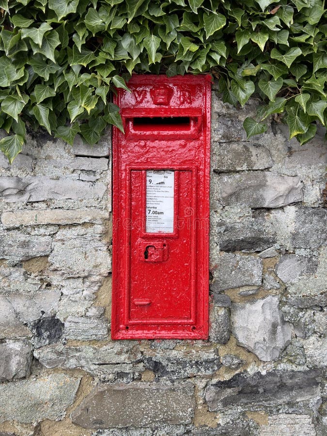 Red Post Box editorial stock image. Image of delivery - 235619099