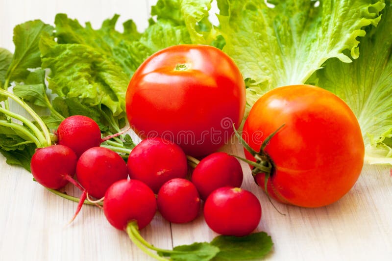Red Radish, Lettuce and Tomato Stock Photo - Image of folate, food ...