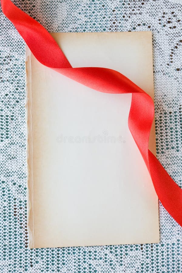 Round Golden Frame with Ribbon and Wreath Stock Vector - Illustration ...