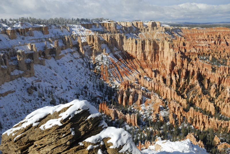 Red Rock of Bryce Canyon in Winter Stock Image - Image of hoodoo ...