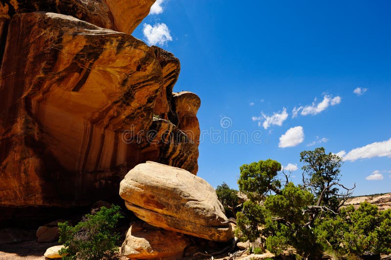 Red rock cliffs stock image. Image of blue, natural, formations - 15050127