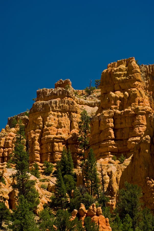 Red rock formation in utah stock photo. Image of park - 13103654