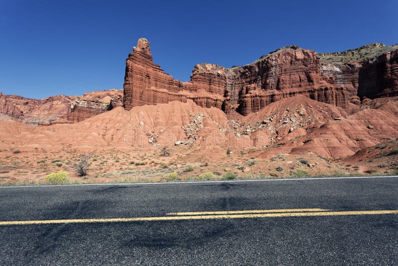 Red rock road stock photo. Image of nevada, plant, rock - 27998842