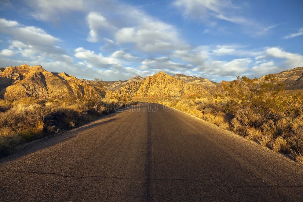 Red Rock Scenic Loop Road Nevada Stock Image - Image of scenic, highway ...