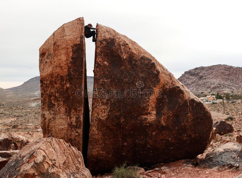Red Rocks Boulder editorial photography. Image of hill - 171501322