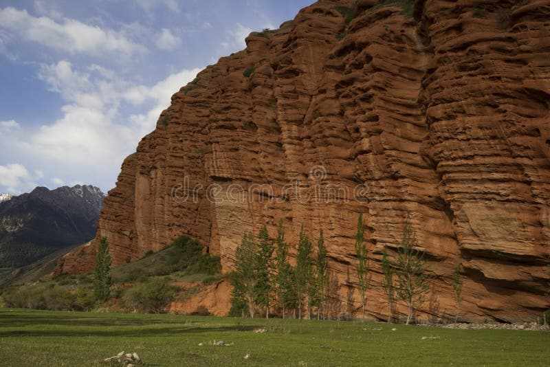 Red Rocks in Djety Oguz, Kyrgyzstan Stock Photo - Image of blue, ogyuz ...