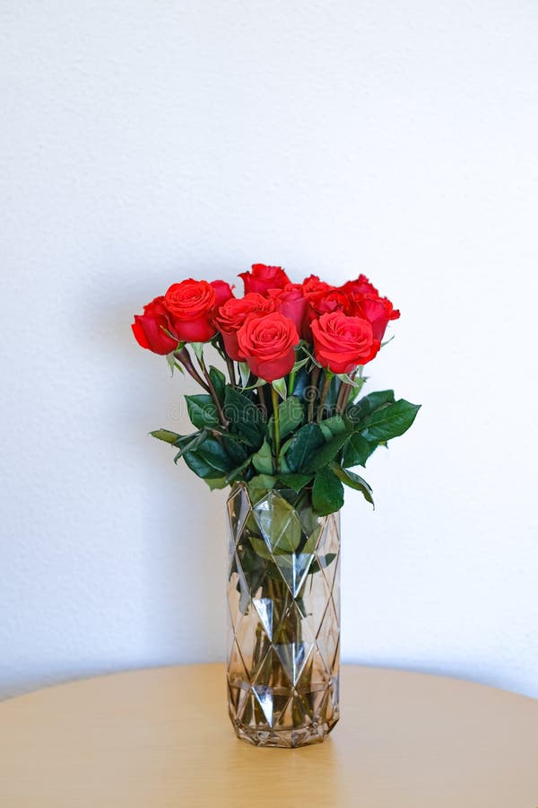 Red Roses Coffee Colored Glass Vase Stock Photos - Free & Royalty-Free ...