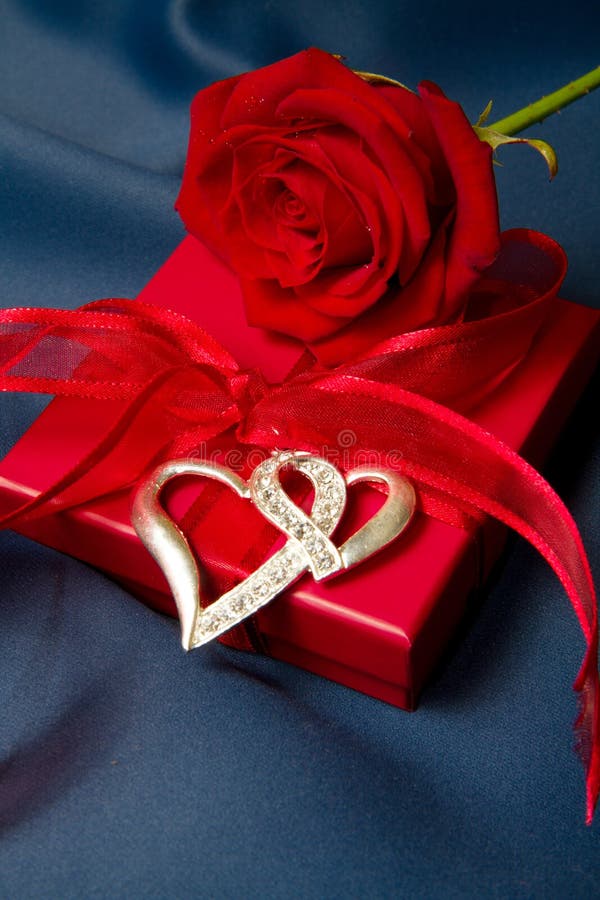 Red roses and gift box stock image. Image of unique, concept - 17974675