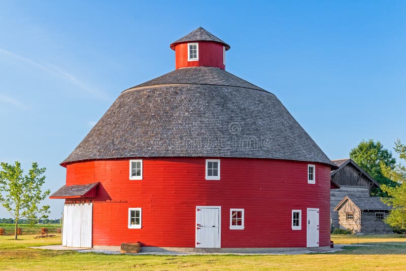 Red Round Barn stock photo. Image of agricultural, country - 51014316