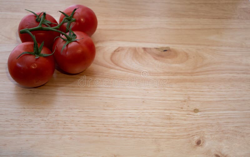 Red Round Tomatoes in a Wooden Board Stock Image - Image of nature ...