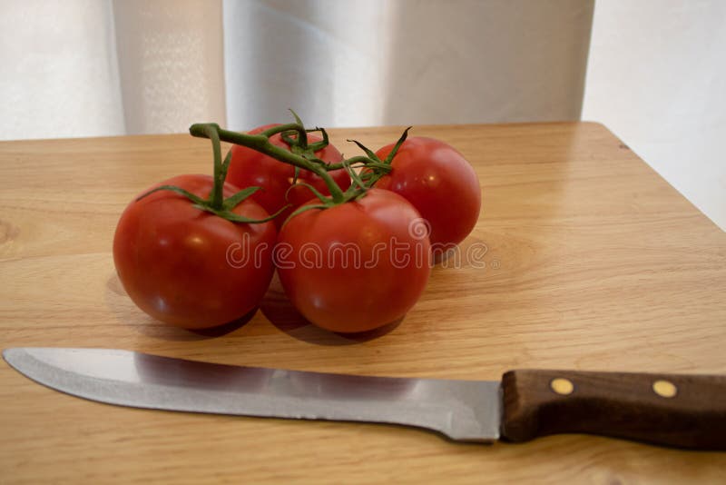 Red Round Tomatoes in a Wooden Board Stock Photo - Image of delicius ...