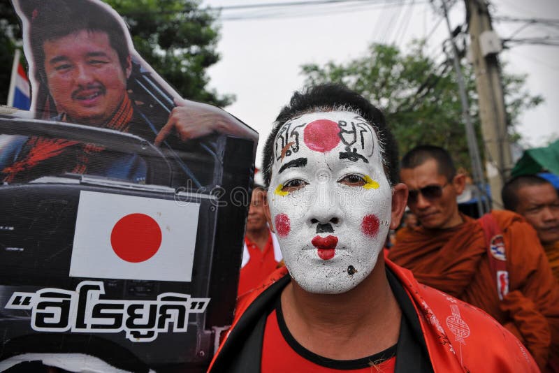 Red Shirt Rally in Bangkok editorial image. Image of journalist - 30343385