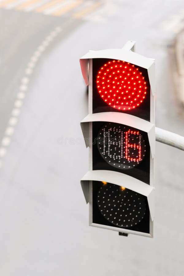 Red Signal of Traffic Light Editorial Photo - Image of stop, moving ...