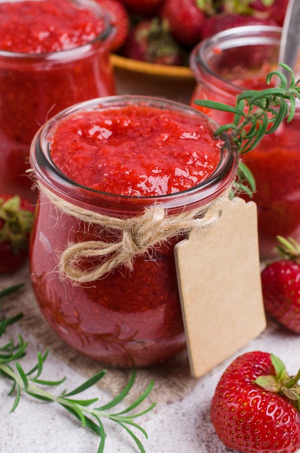 Red strawberry jam stock image. Image of pudding, leaf - 121385623