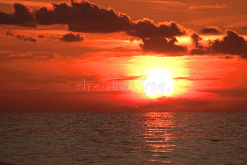 Red Sun stock image. Image of middle, seascape, water - 13656677