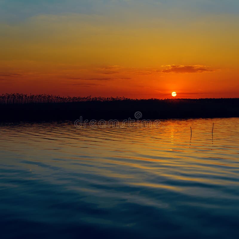Mississippi River Sunset stock photo. Image of relaxing - 1146074