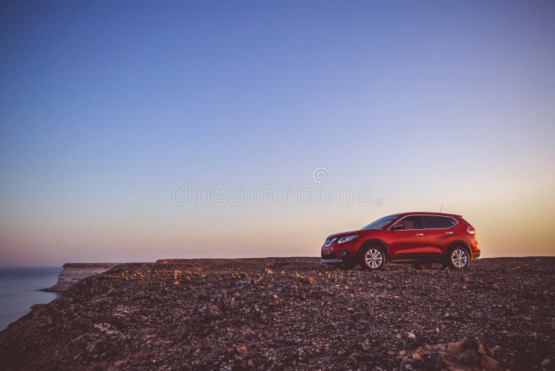 Red SUV Near Cliff Watching Sunset Editorial Image - Image of ...