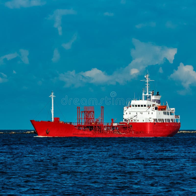 Red tanker ship stock image. Image of cargo, green, fuel - 117676695